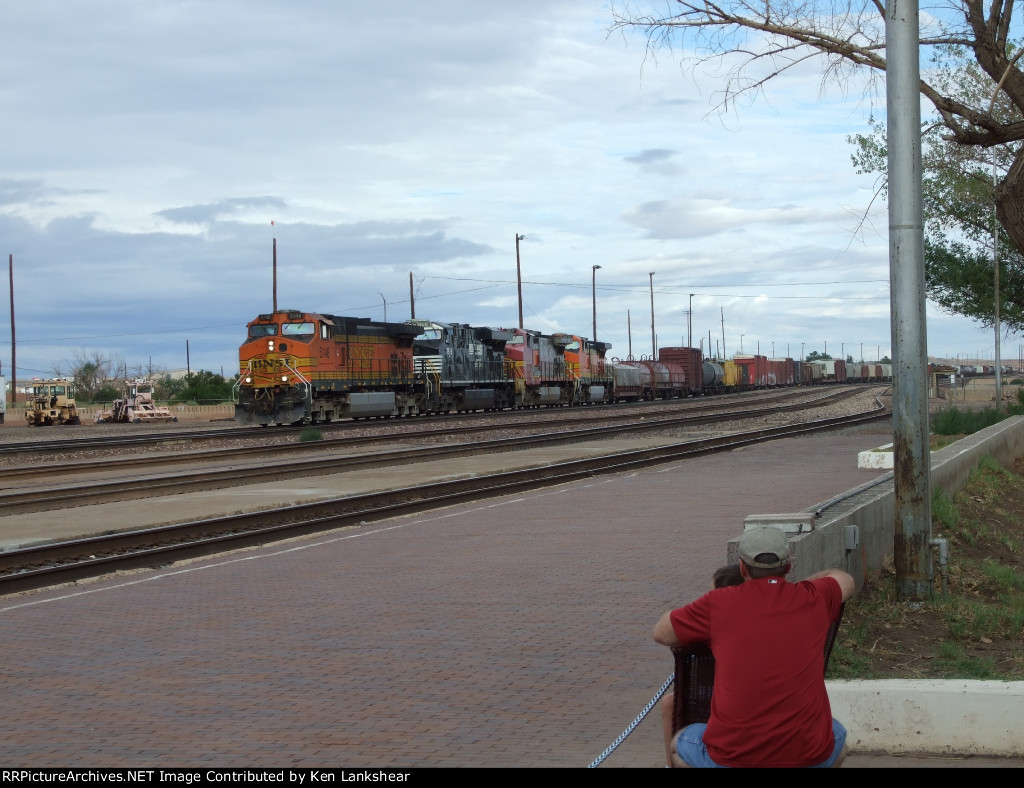 BNSF 5148 Eastbound Winslow AZ 1 Aug 2010